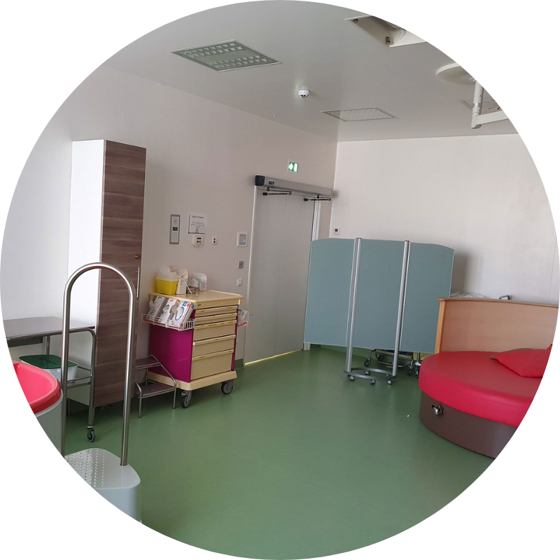 La maternité et ses équipes | Courlancy Santé, la médecine du futur aux ...