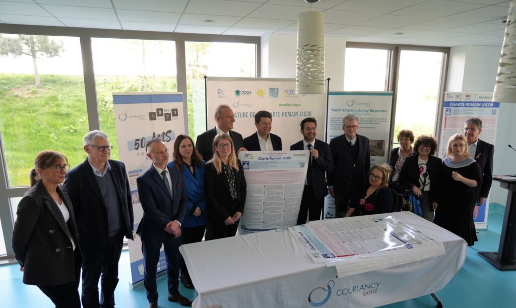 Signature de la Charte Romain Jacob | Courlancy Santé, la médecine du ...